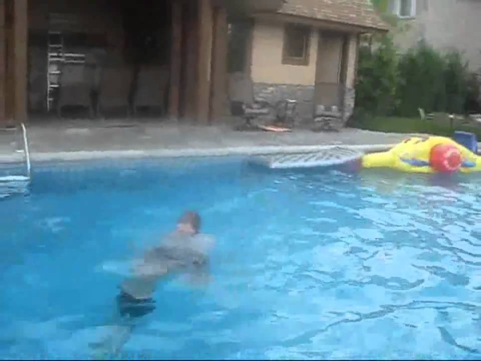 BIGGEST LIFEGUARD FAIL OF ALL TIME!!!!!!!!!!!!!!!!!!!!!!!!!! - YouTube