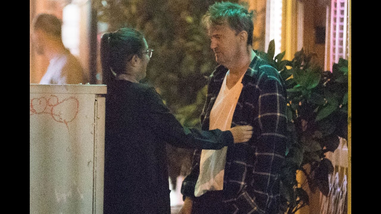 ‘Friends’ star Matthew Perry looks disheveled in rare photos - Fox News ...