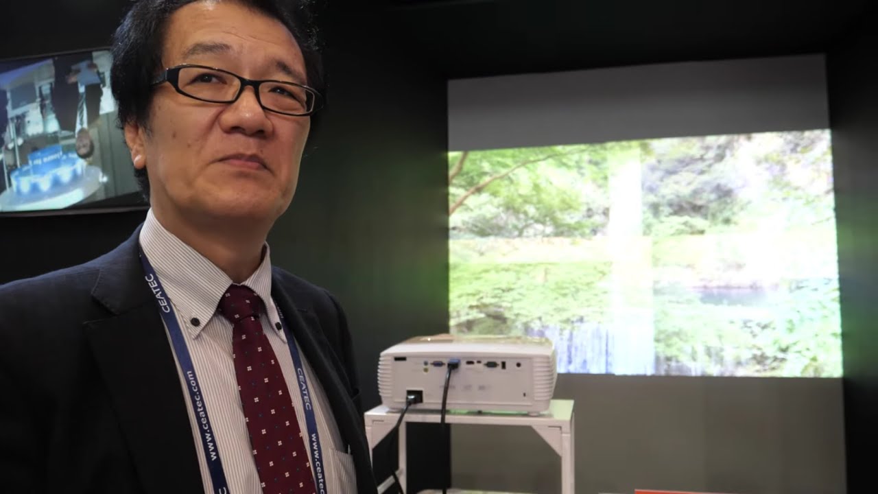 i-Chips 8K projector merging 4x 4K projectors, 8K PinP, 4K rotations ...