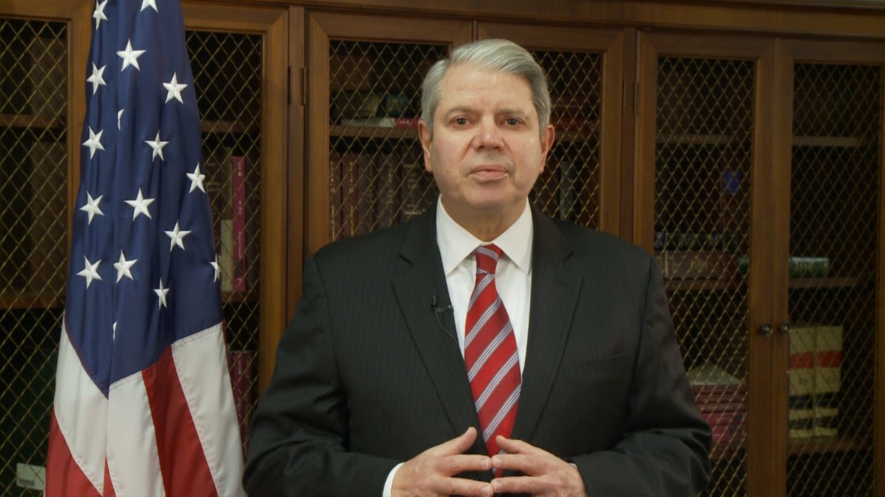 GAO: 2015 High Risk Overview from the Comptroller General - YouTube