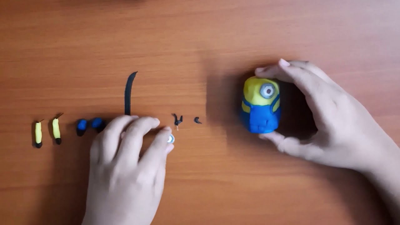 Cartoon character with clay easy 👏 Make a minion ️ Playdoh clay art ...