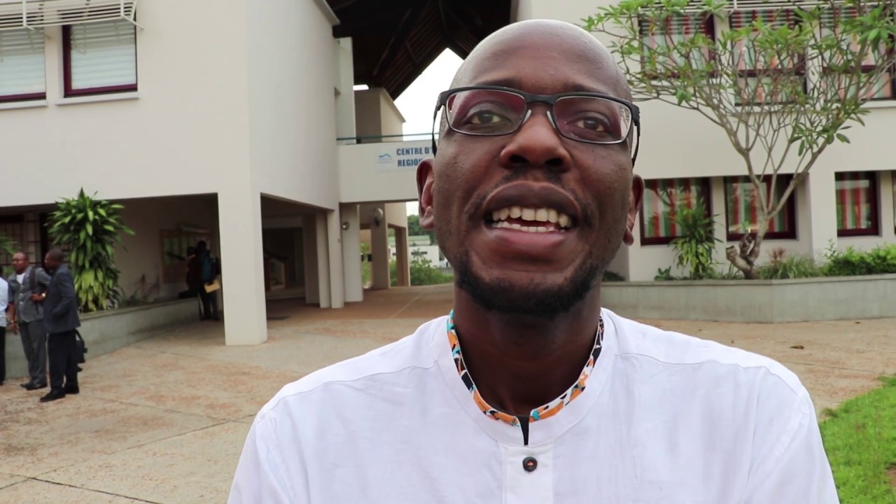 PROFESSEUR ATCHADE FORME LES DOCTORANTS DE L'ENSEA A LA REDACTION D ...