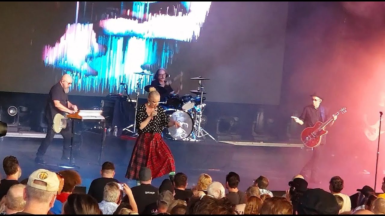 Garbage (live) - Pine Knob Music Theatre (Clarkston, MI) - July 6, 2023 ...