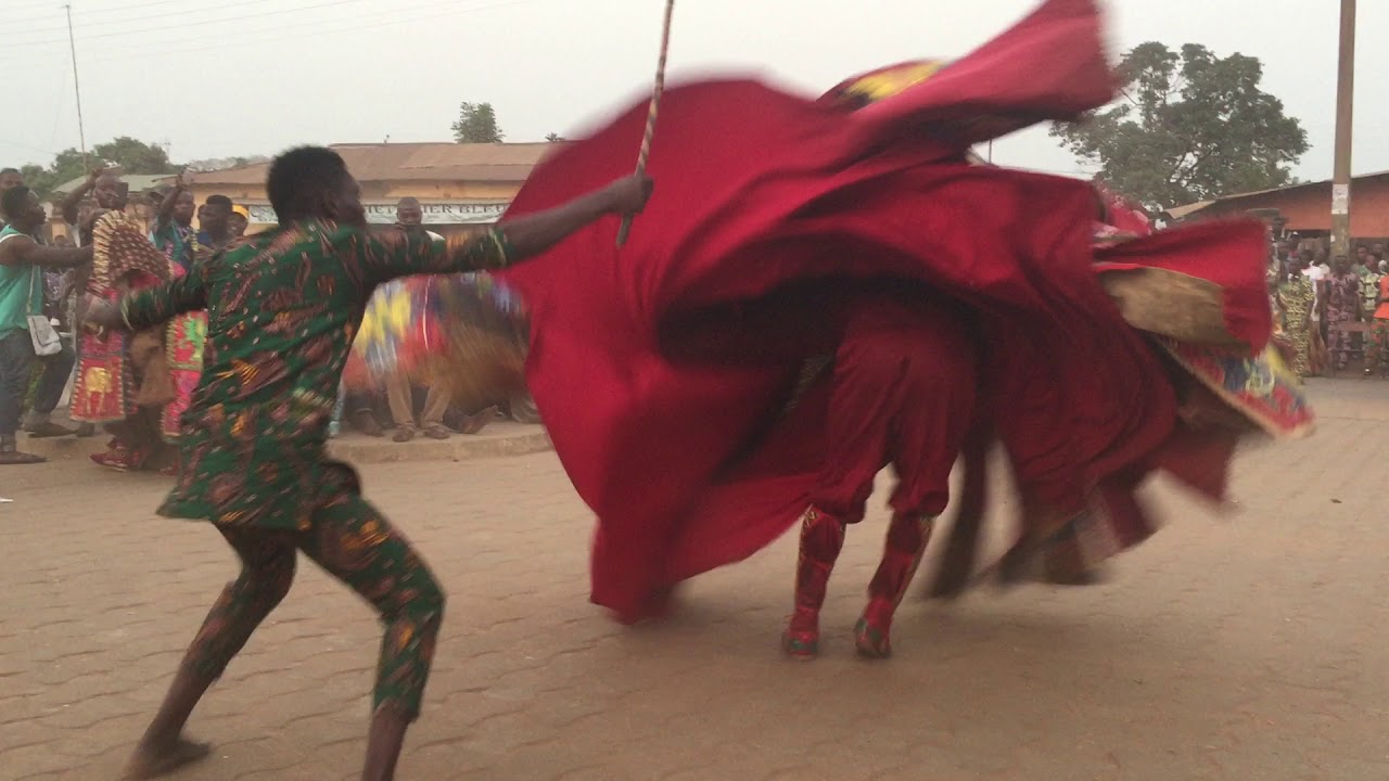Egungun Dance Benin - YouTube