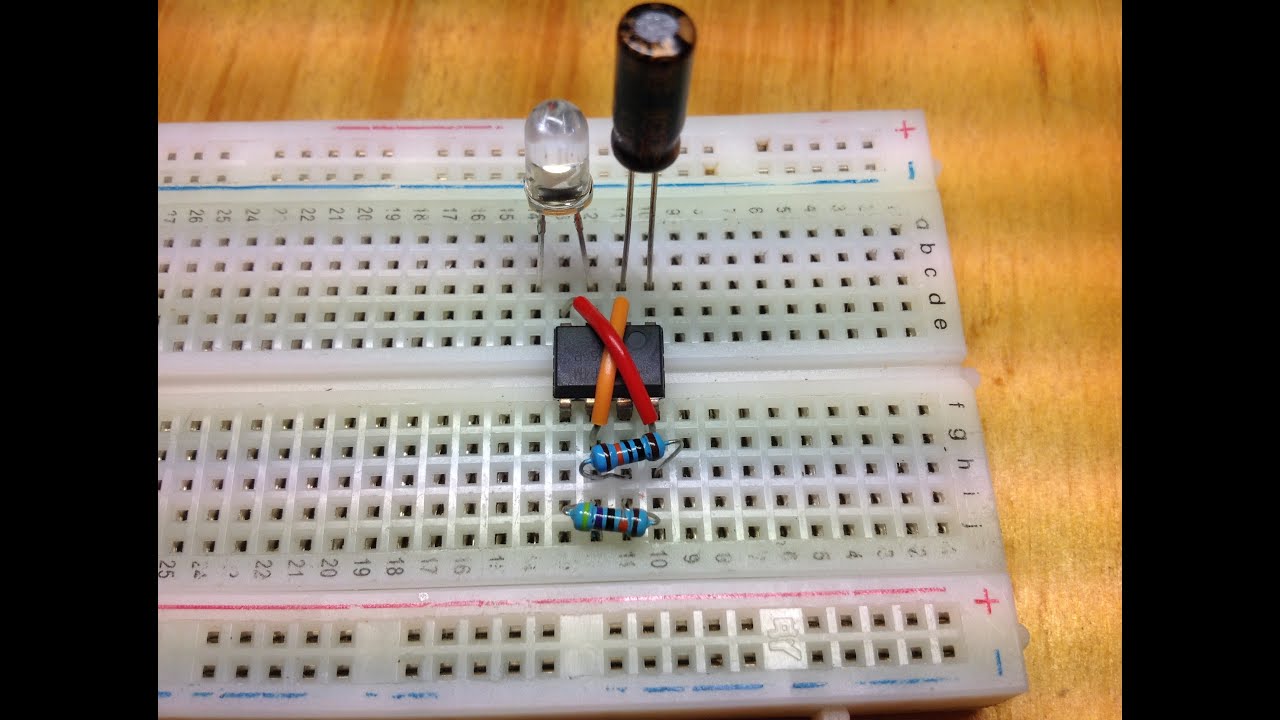 Make a single LED flash using a 555 Timer IC - YouTube