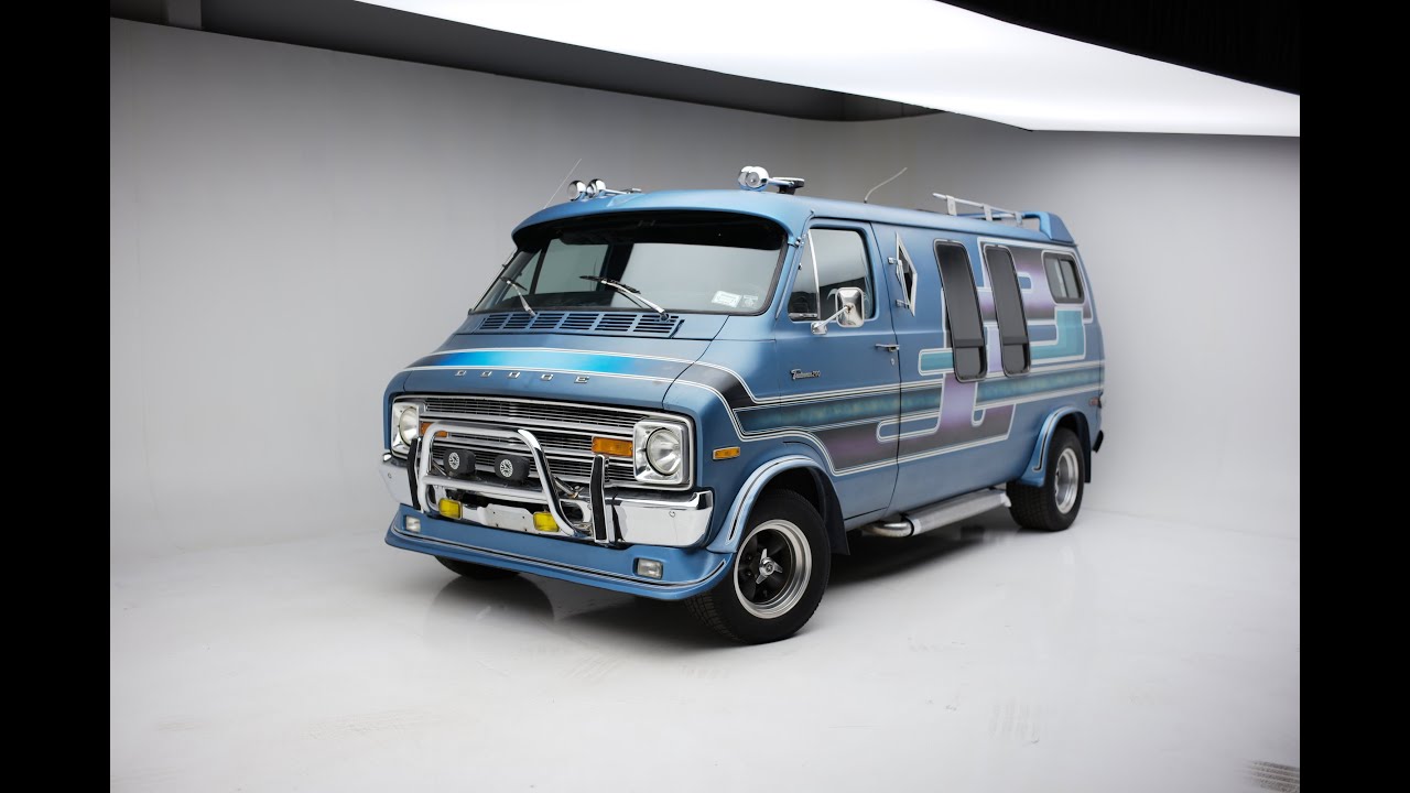 1977 Dodge Tradesman B200 Conversion Van - YouTube
