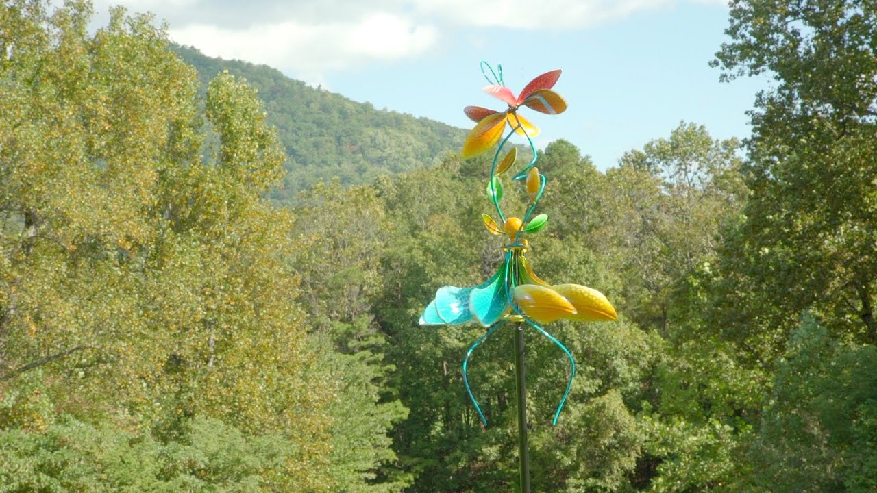 Spring Dancer Spinner - YouTube