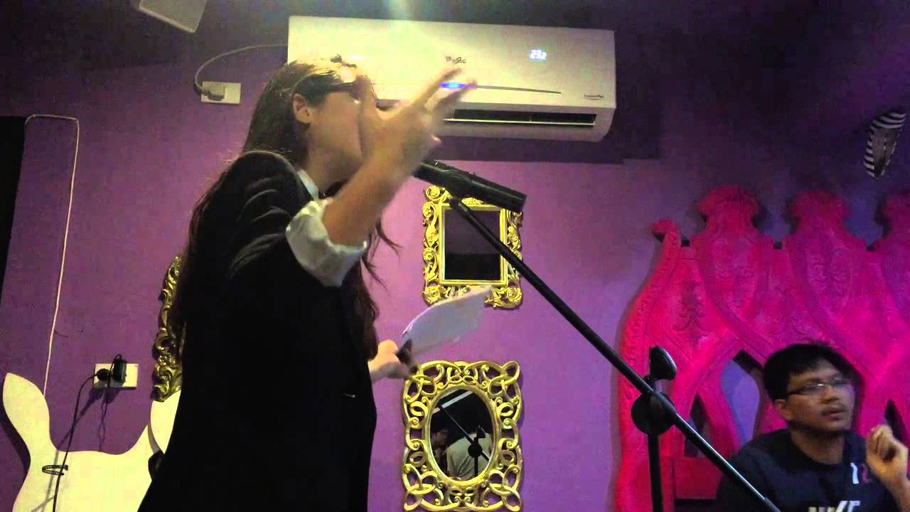 Rachel Coates performs "A Love Letter" - YouTube