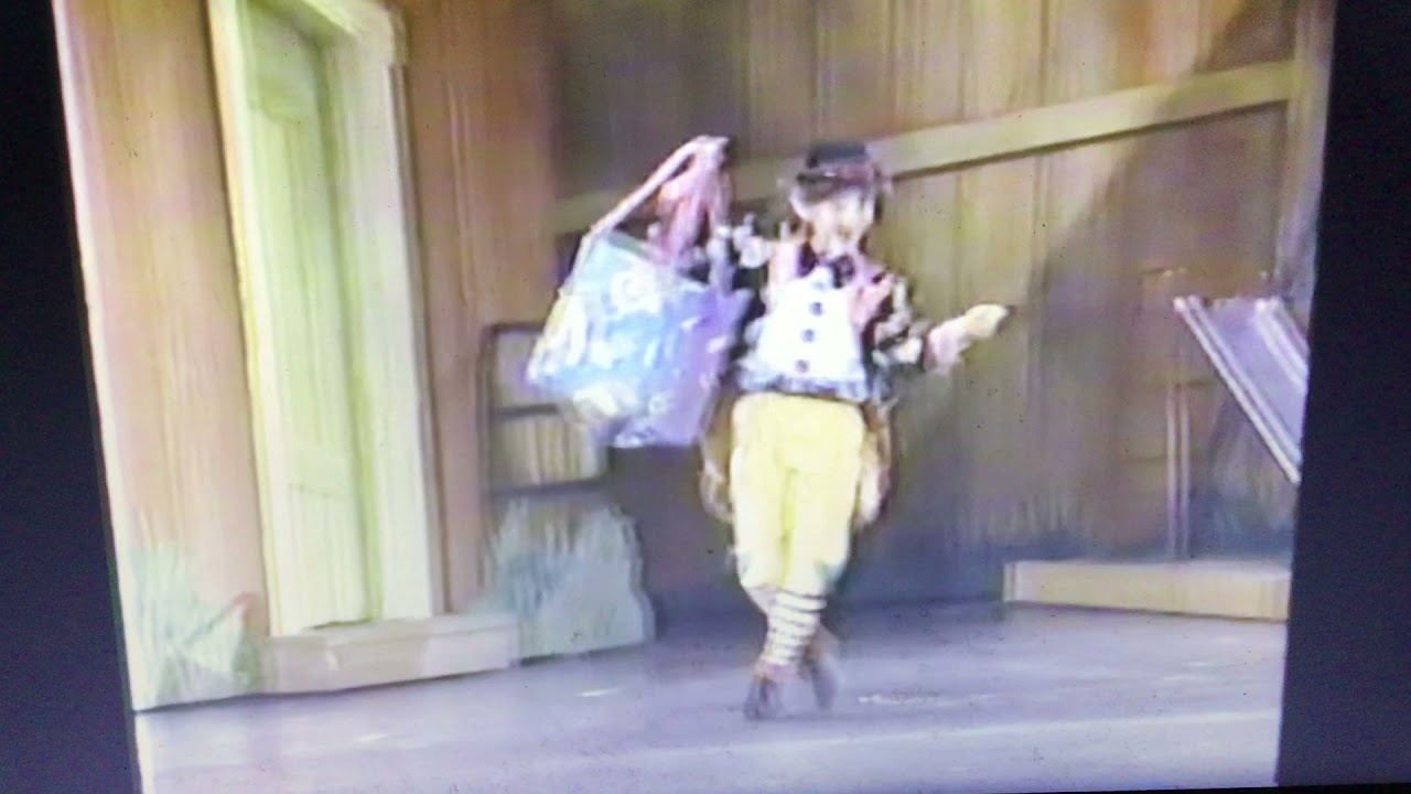 Barney Live In New York City (1994): Commercial Scene - YouTube