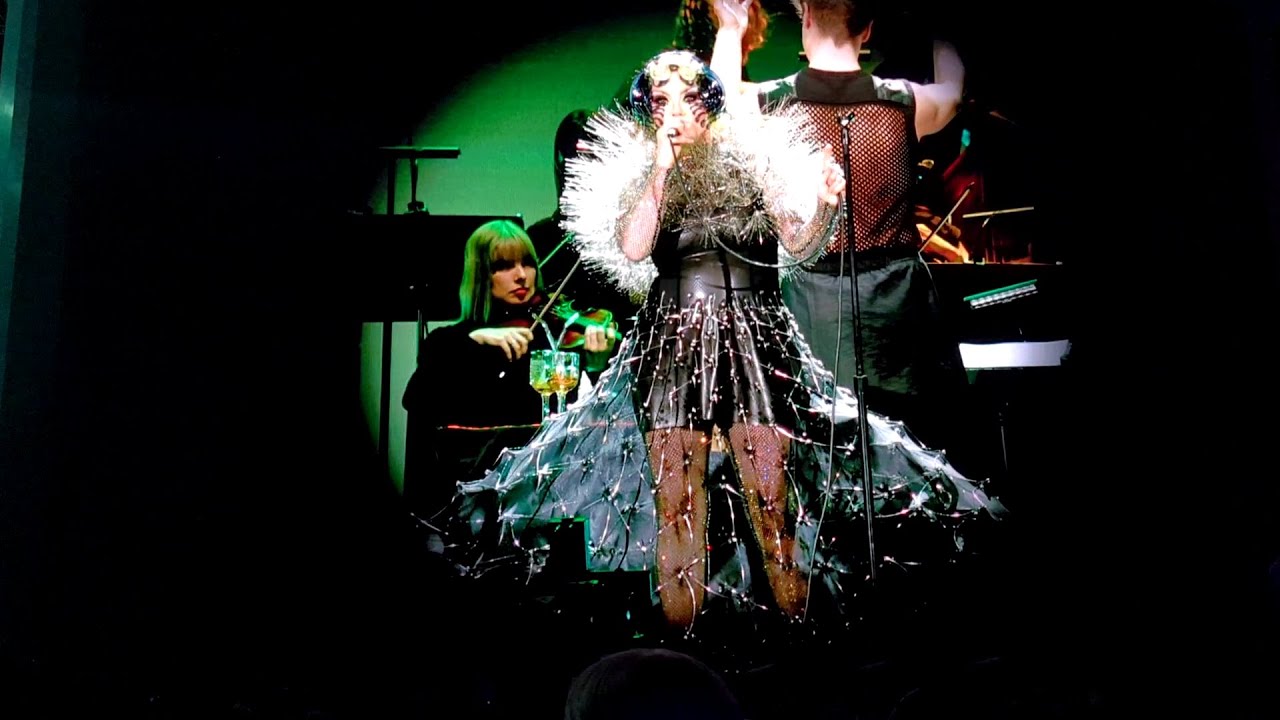 BJORK (The Iceland Icon) OPENING OUTFIT, The BEST DRESSED at COACHELLA ...