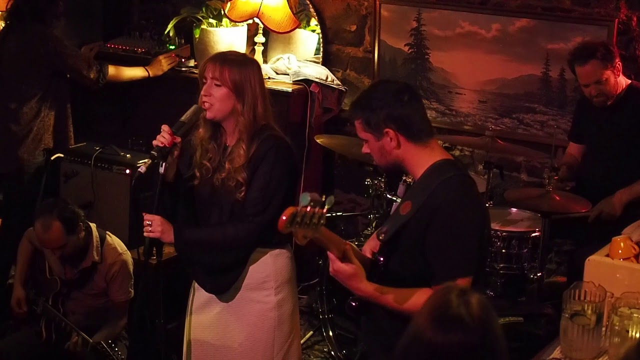 Ruby Jones - Running (Live at The Rooks Return) - YouTube