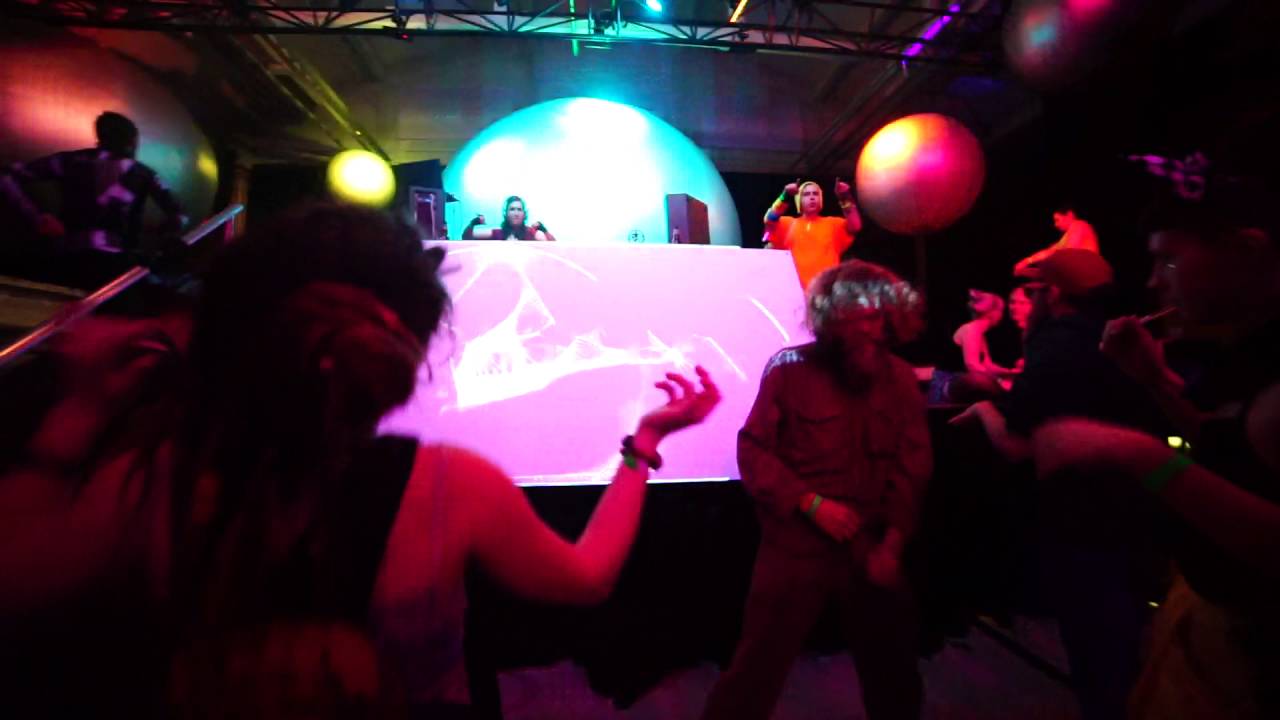 PSYBASS - DJ PIXIE - VJ PUMPKIN - DANCEFLOOR - YouTube