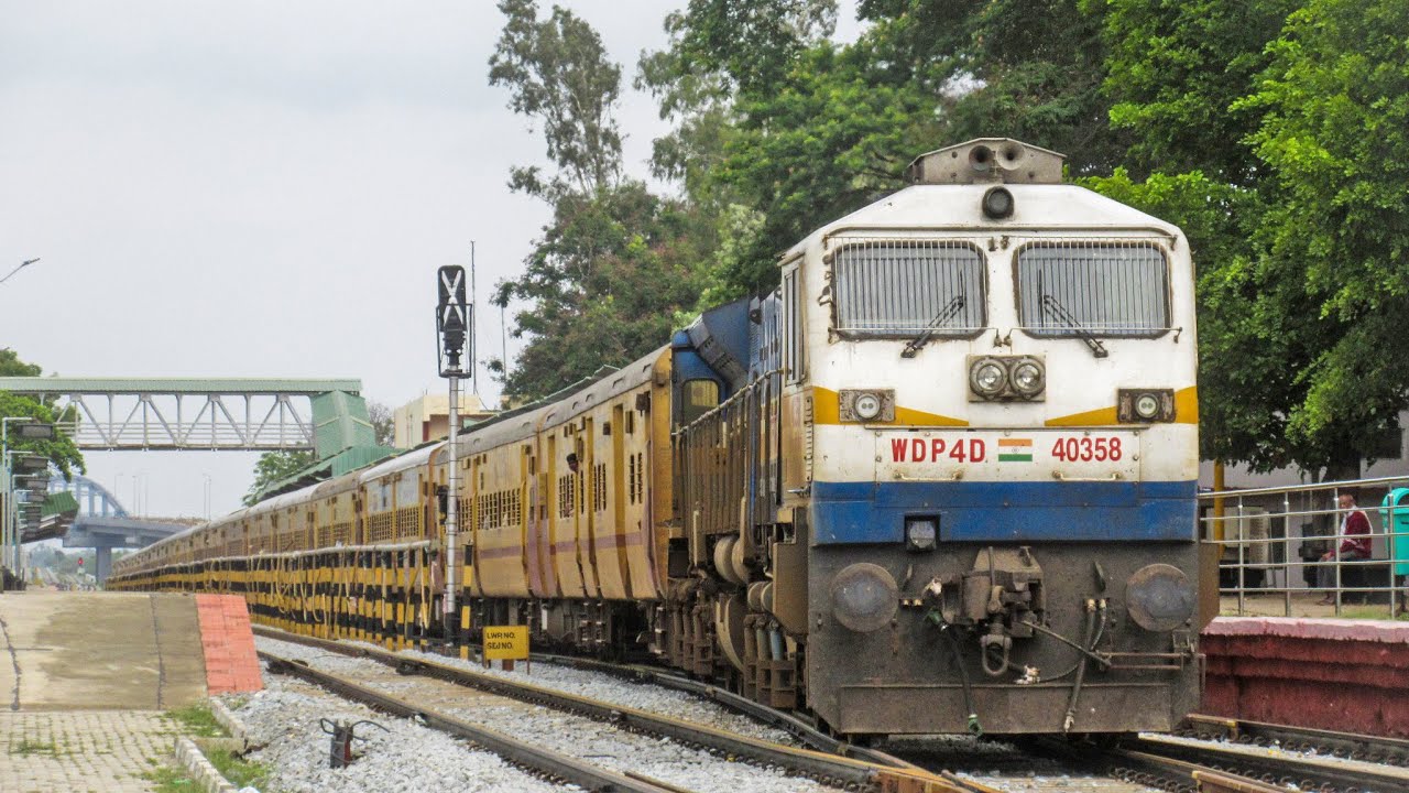 Relaxing Train Sounds | ICF Coach Track Sounds for Relaxation | Black ...