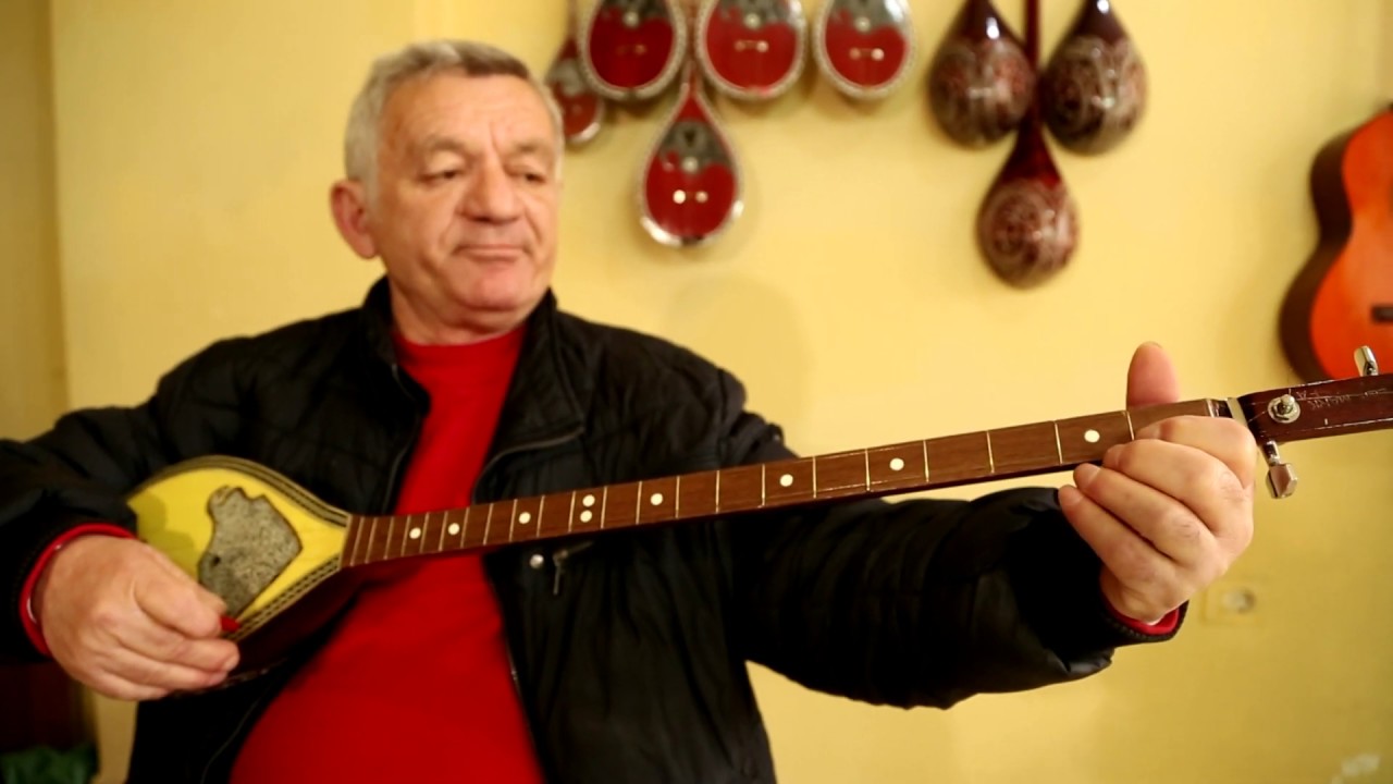 Mësim me çifteli kromatike 22 perde. Mënyra fillestare (How to play ...