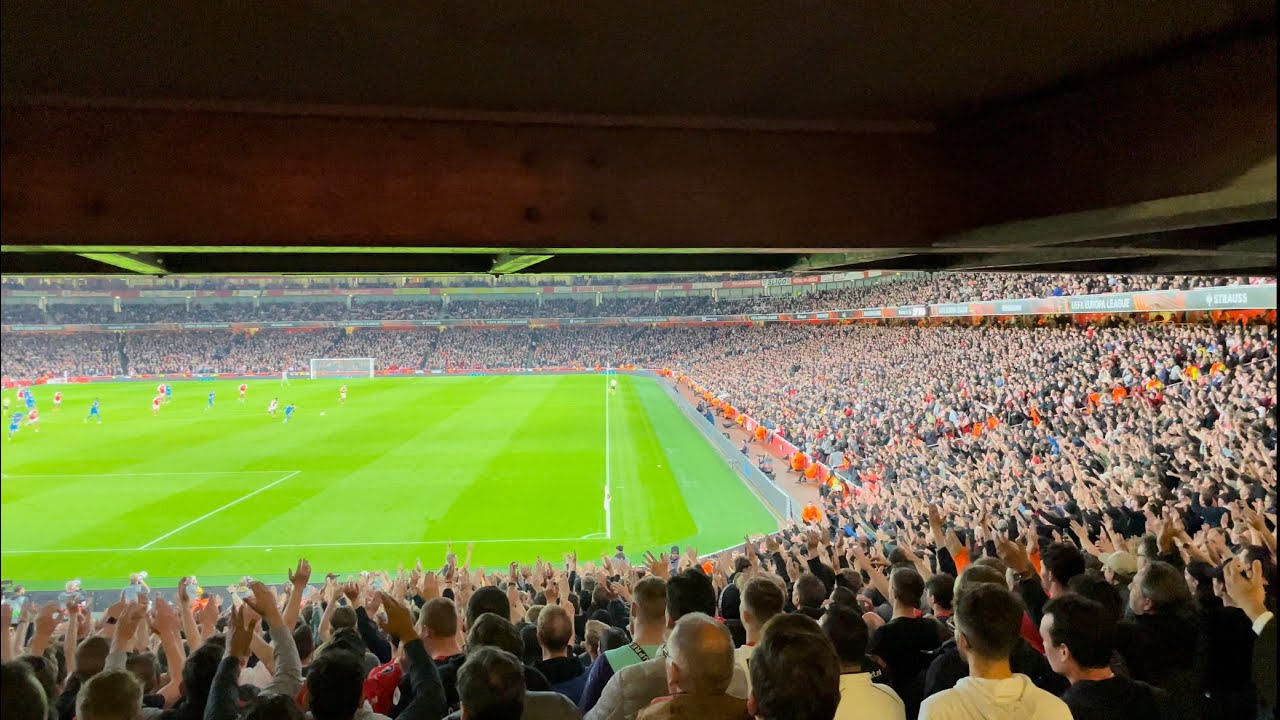 If you love Eindhoven clap your hands 👏🏻 : Arsenal FC-PSV : 20/10/2022 ...