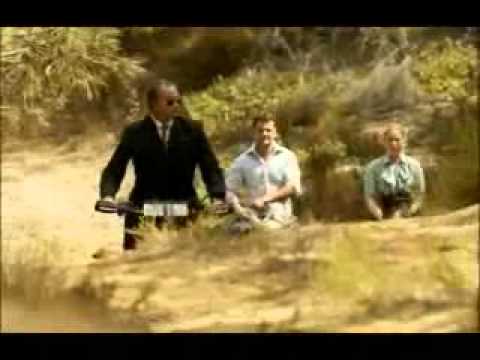 funny bodyguard (from a commercial) - YouTube