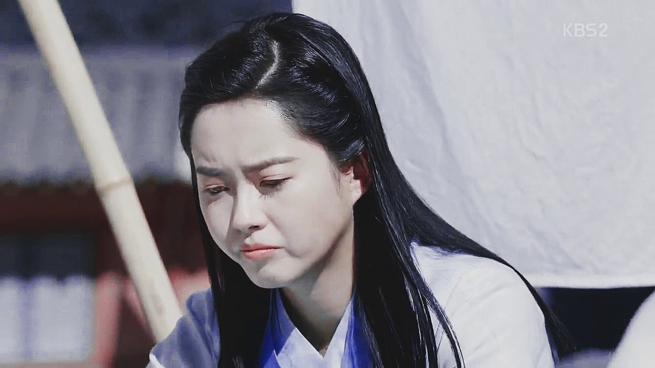 Ji Dwi + Ah-ro || Treat You Better - YouTube