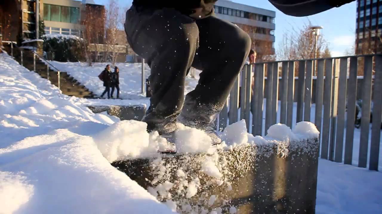 Glasgow Parkour: Snow Training - Nov 2010 - YouTube