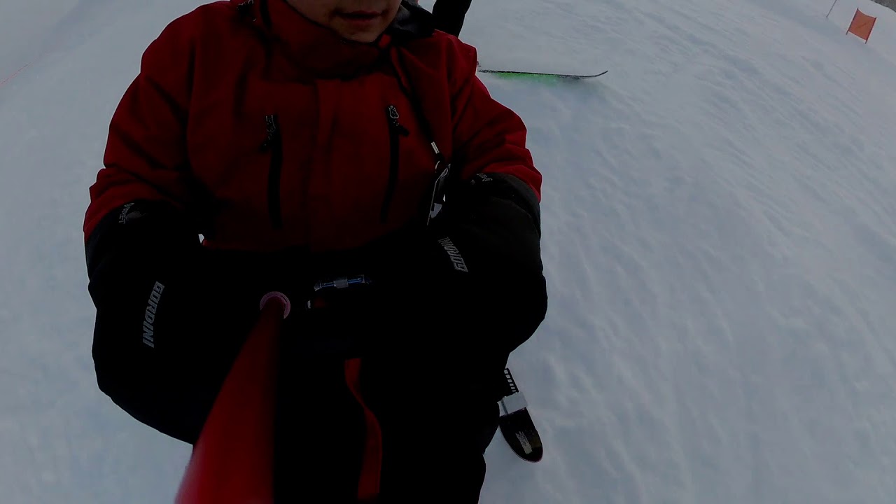 Benji & Kramer sit skiing 1/25/2020 at the Summit at Snoqualmie - YouTube