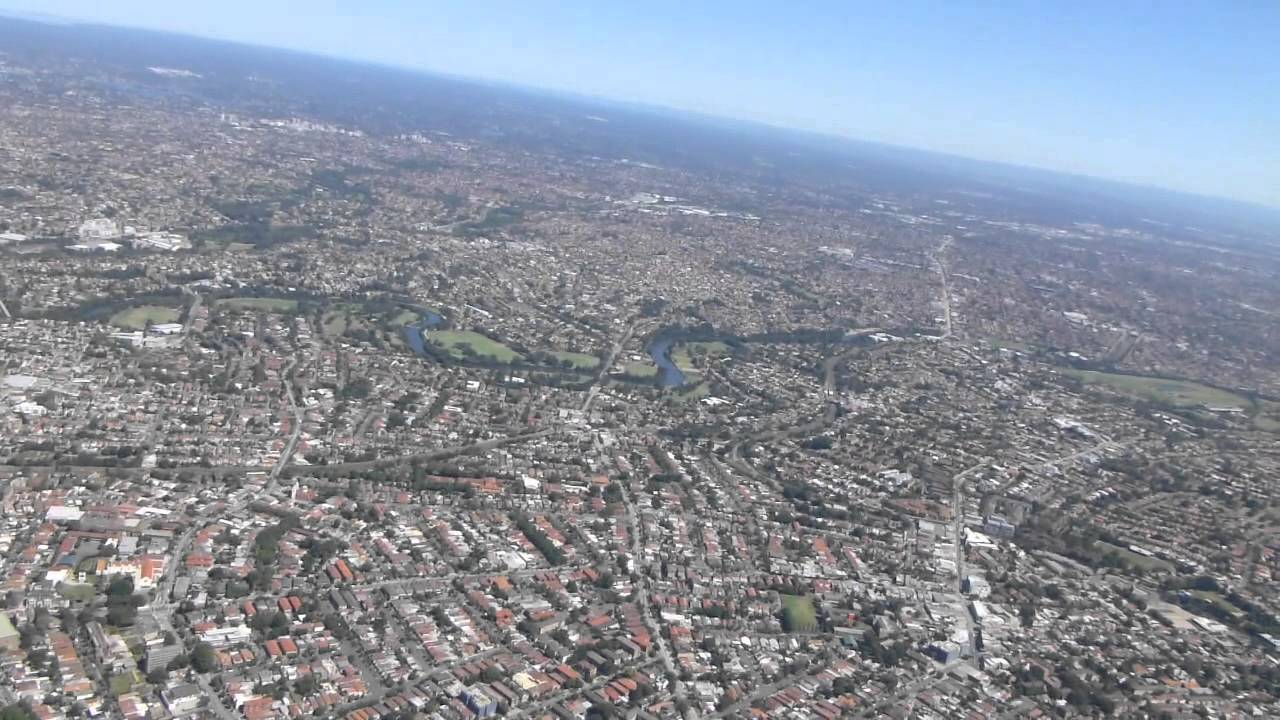 Qantas Flight QF19 SYD-MNL 27Mar15 - YouTube