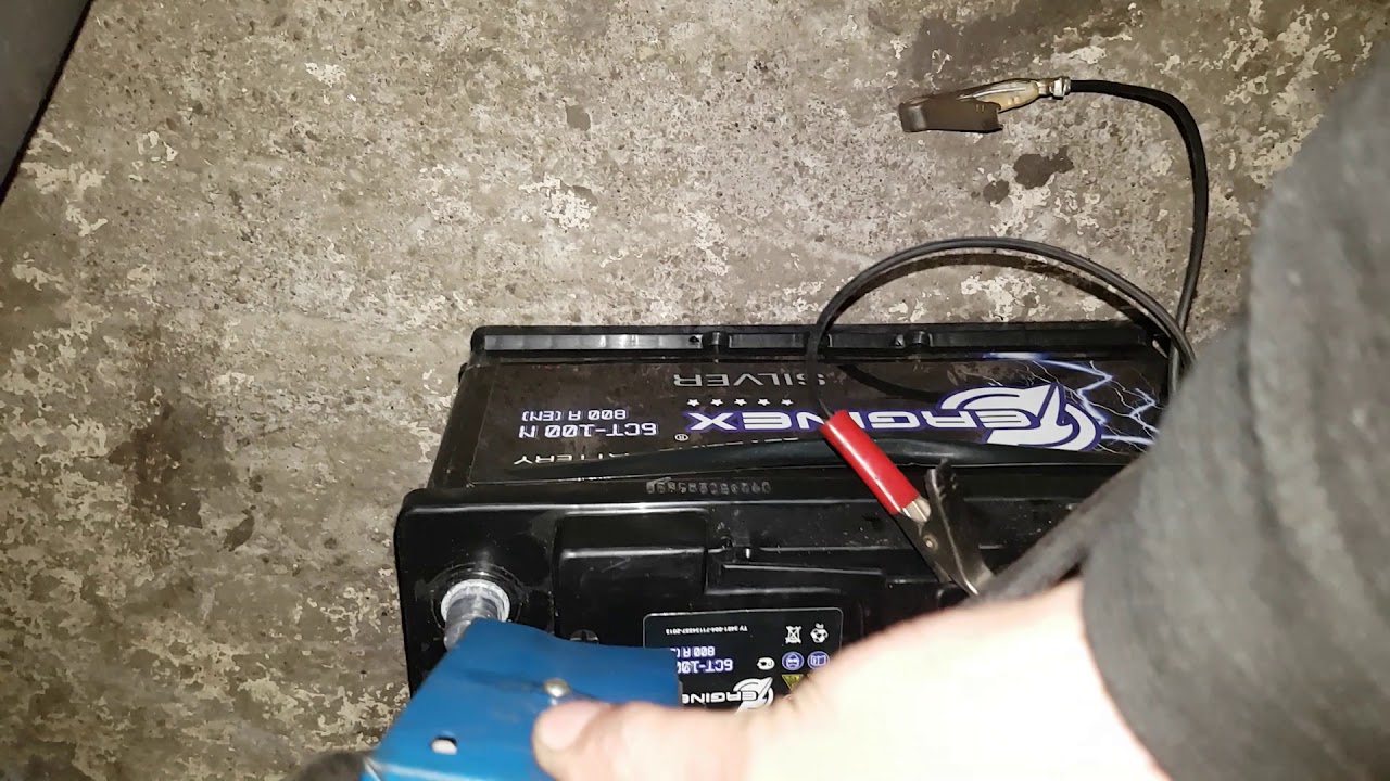 Проверка и замена основного аккумулятора нагрузочной вилкой на Mercedes ...