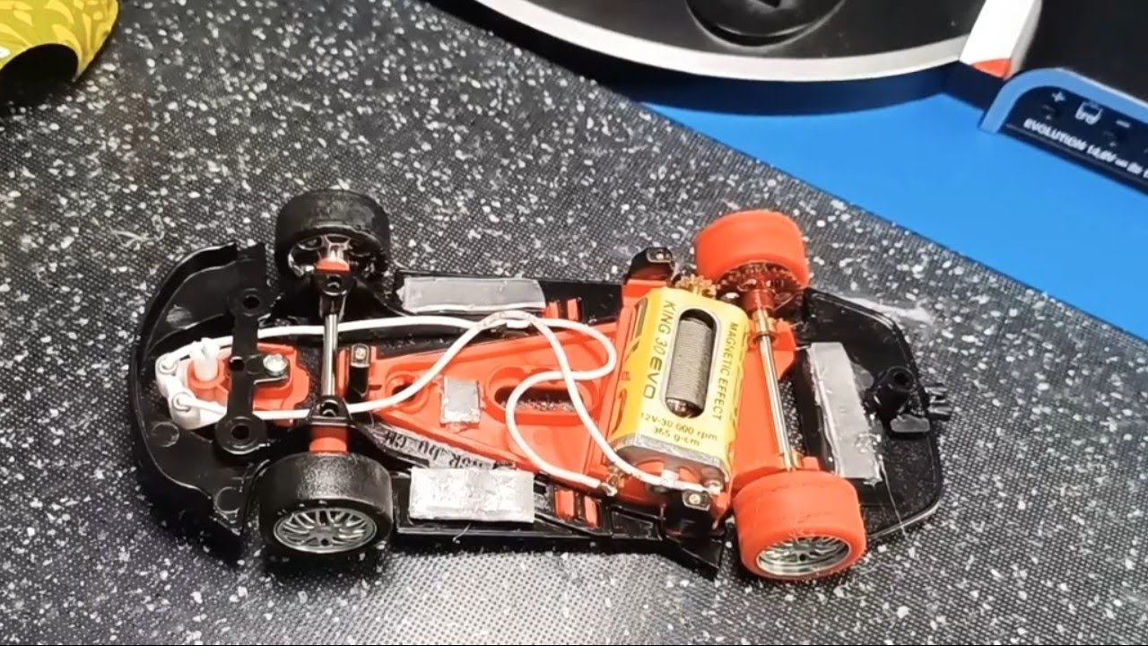 NSR Slot Car Part 2 Porsche 30,000 rpm, Weight was added and no magnet ...