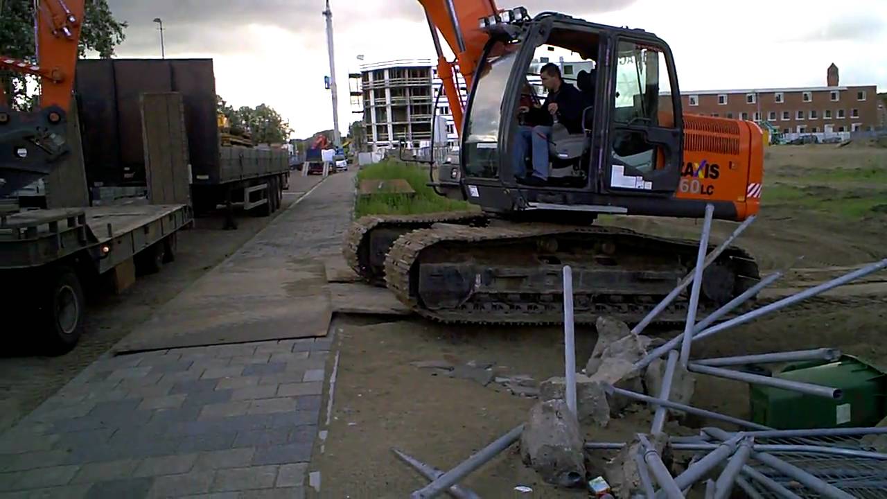 JOHN DEERE 6930 premium + HITACHI ZAXIS 160 LC - YouTube