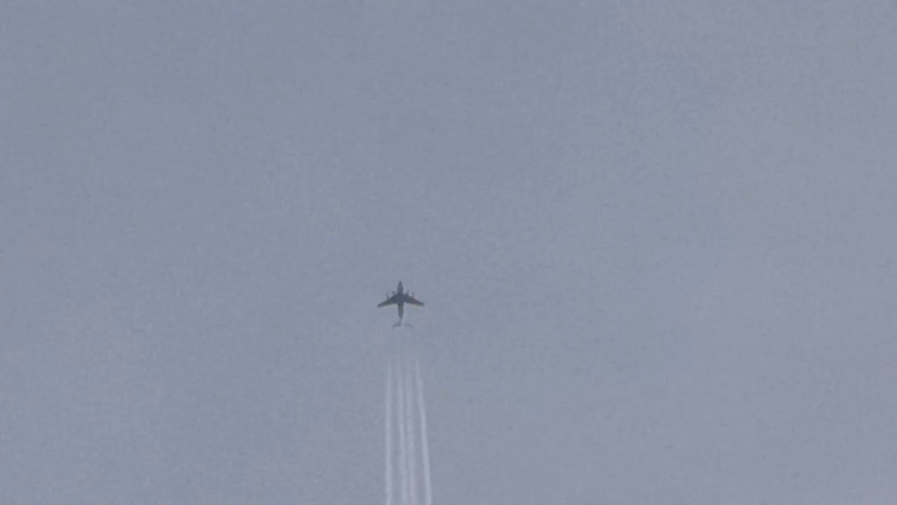 Huawei p20 pro, video zoom, airplane - YouTube