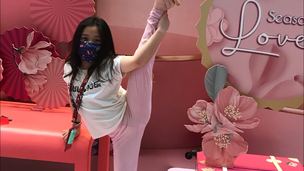 My little girl’s new stretch routine on how to do a backbend - YouTube