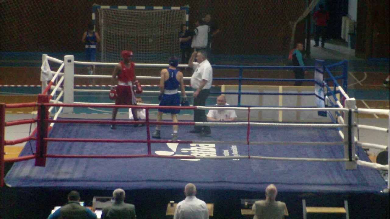 Vasile Florin Antonio vs Cristea Jean - YouTube