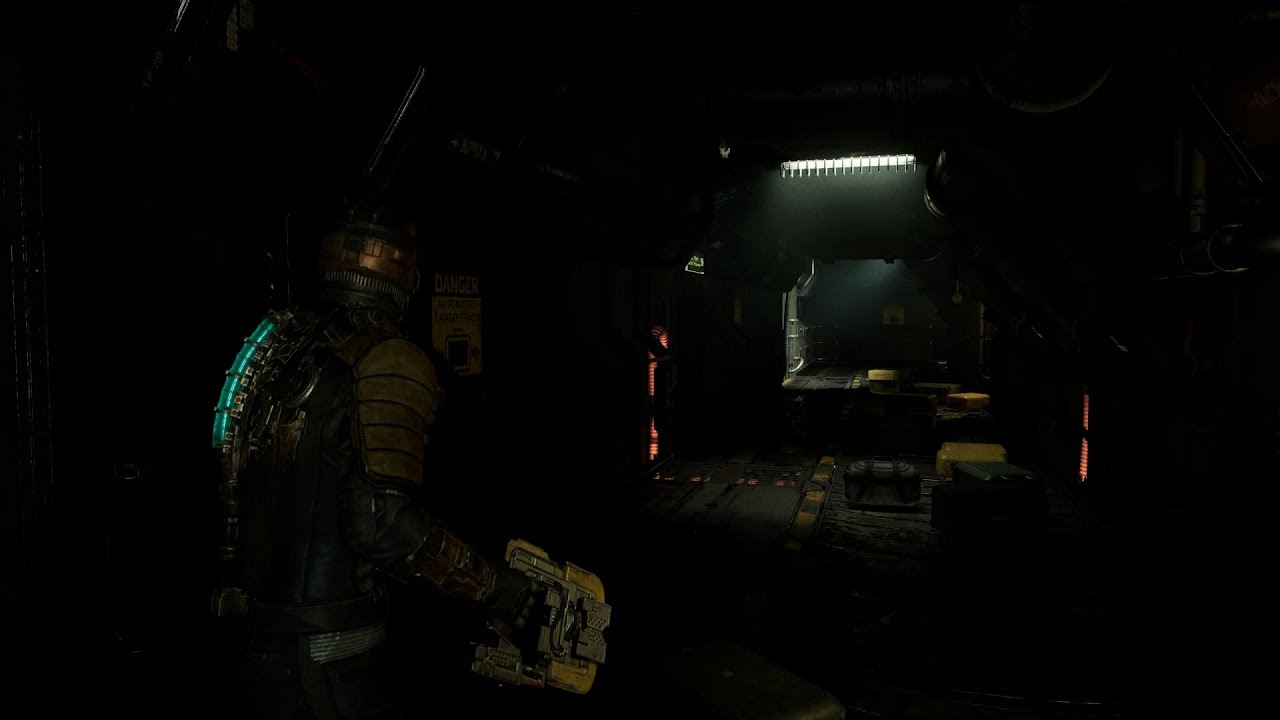 Dead Space | Ambience | USG Ishimura, Cargo and Baggage Hall - YouTube