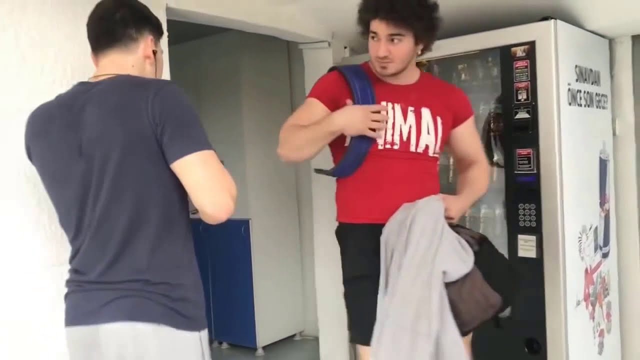 Testo Taylan-Gangster Paradise - YouTube