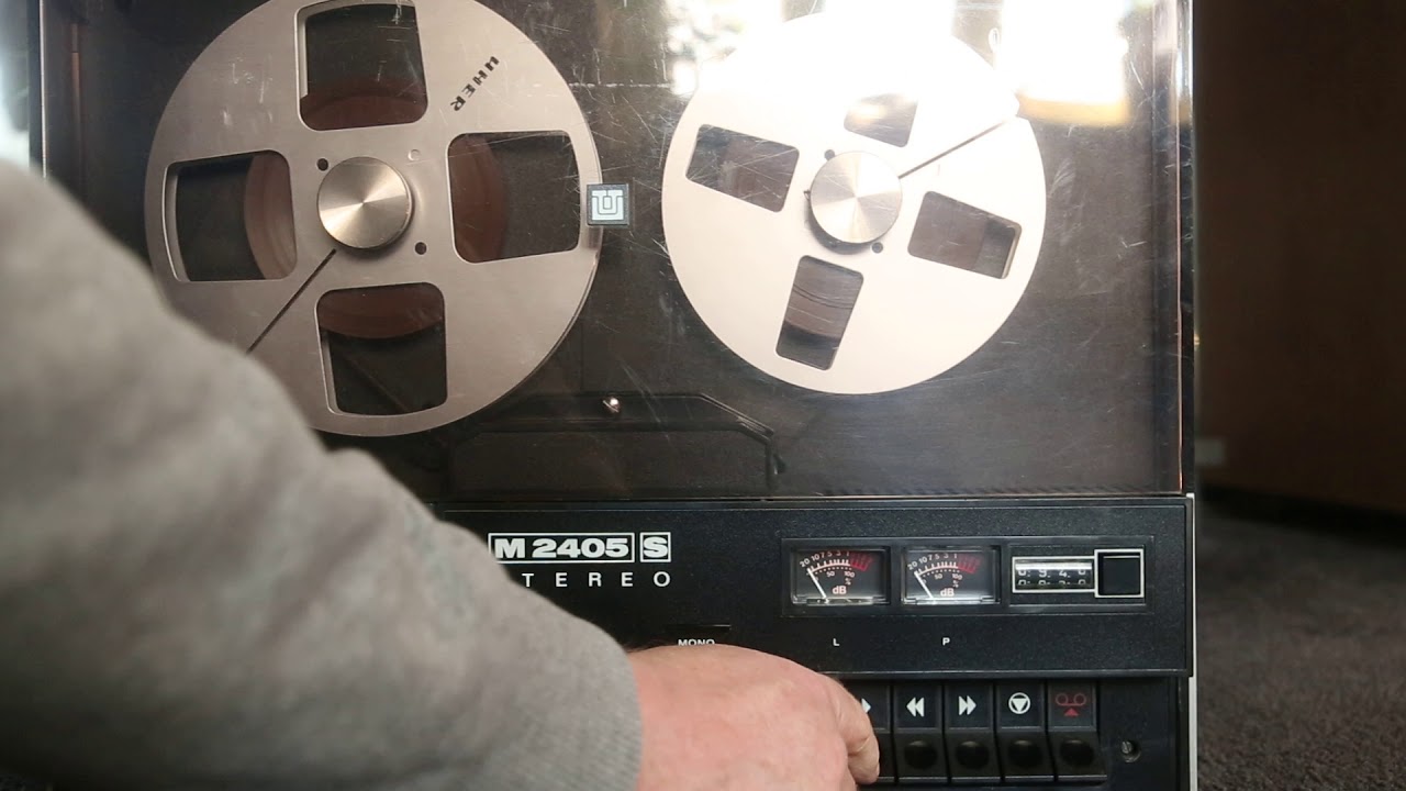 Tonbandgerät UNITRA M2405s - YouTube