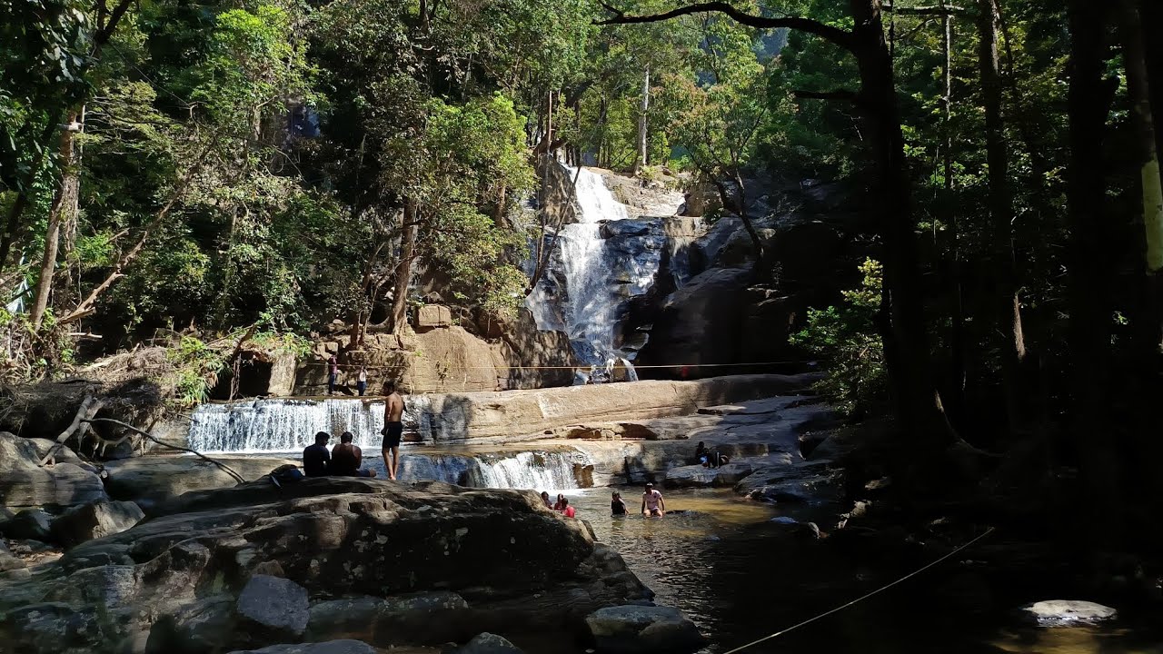 vazhvanthol water falls , truking. vithura boanaccad 👍 - YouTube