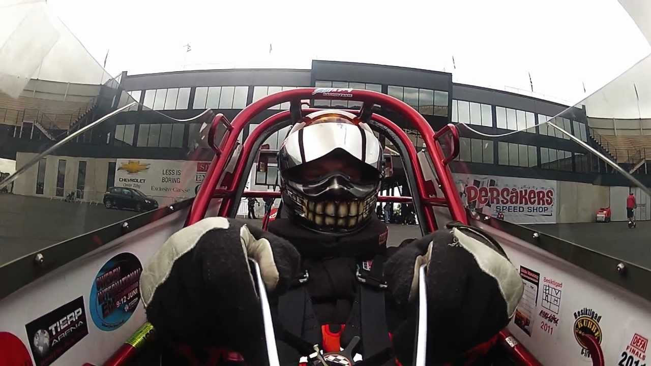 GoPro HD hero2 - Inside a Junior dragster - YouTube