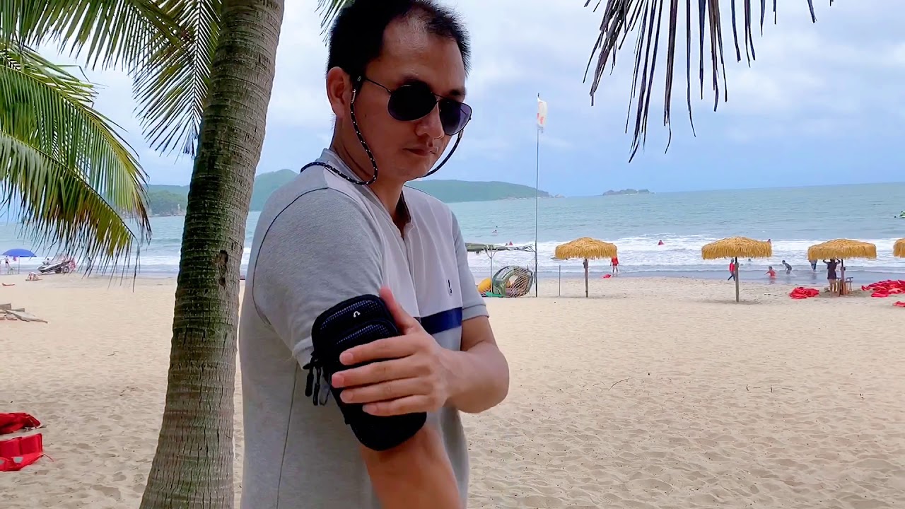 Trend Comm Waterproof Elastic Arm Bag Sports Running Phone Armband - YouTube