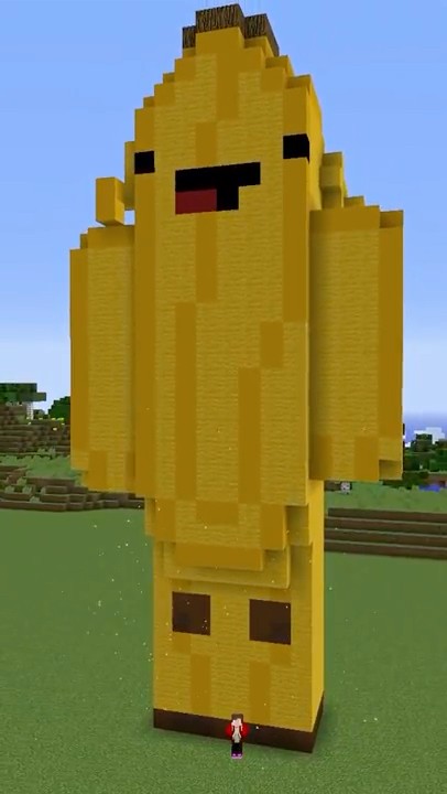 REAL BANANA KID Statue Build Battle In Minecraft - NOOB VS PRO ...