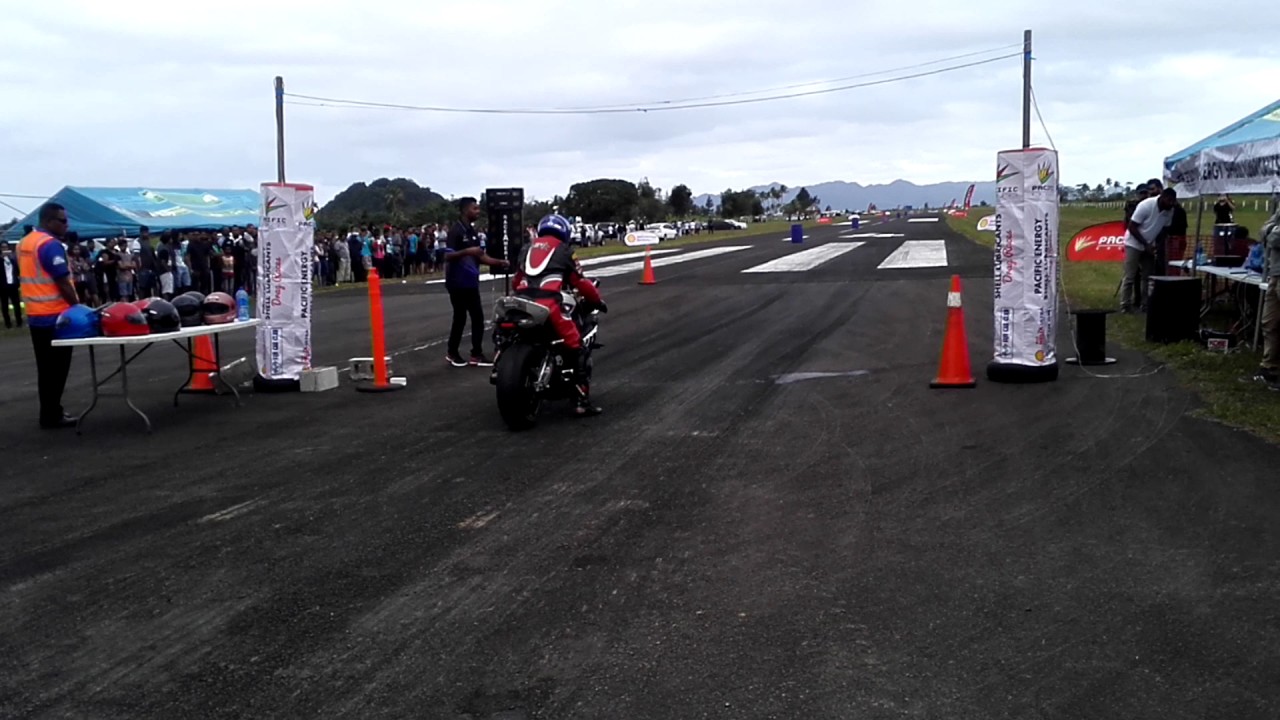 20170716 Aaveen Autar's BMW s1000RR 3rd run - YouTube