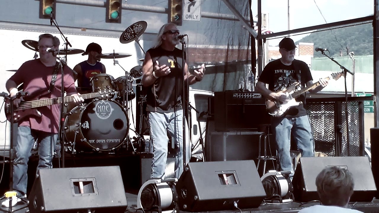 The Benny Wilson Band - Take Me To The River - YouTube