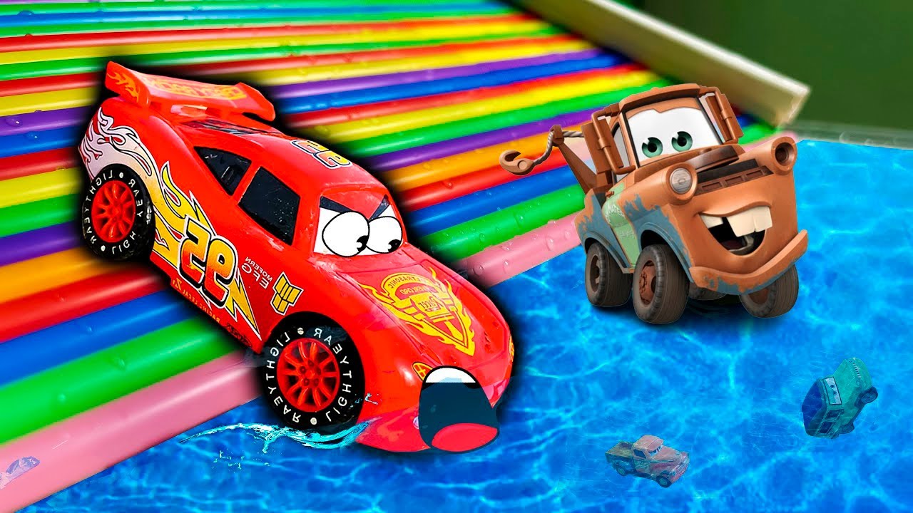 Disney Pixar Cars falling into deep pool, Lightning McQueen, Tow Mater ...