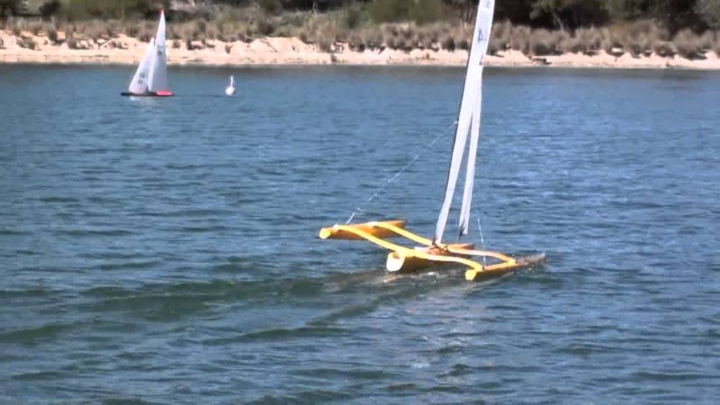 Mini40 RC multihulls sailing in Perth, Western Australia - YouTube