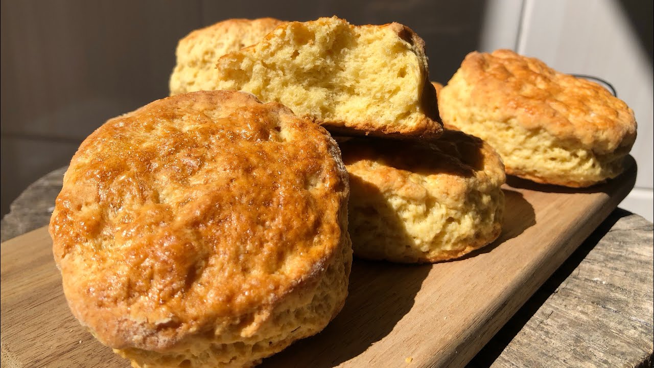 How To Bake Soft Scones| Best Easy Recipe| Amasi/Buttermilk| Dikuku ...
