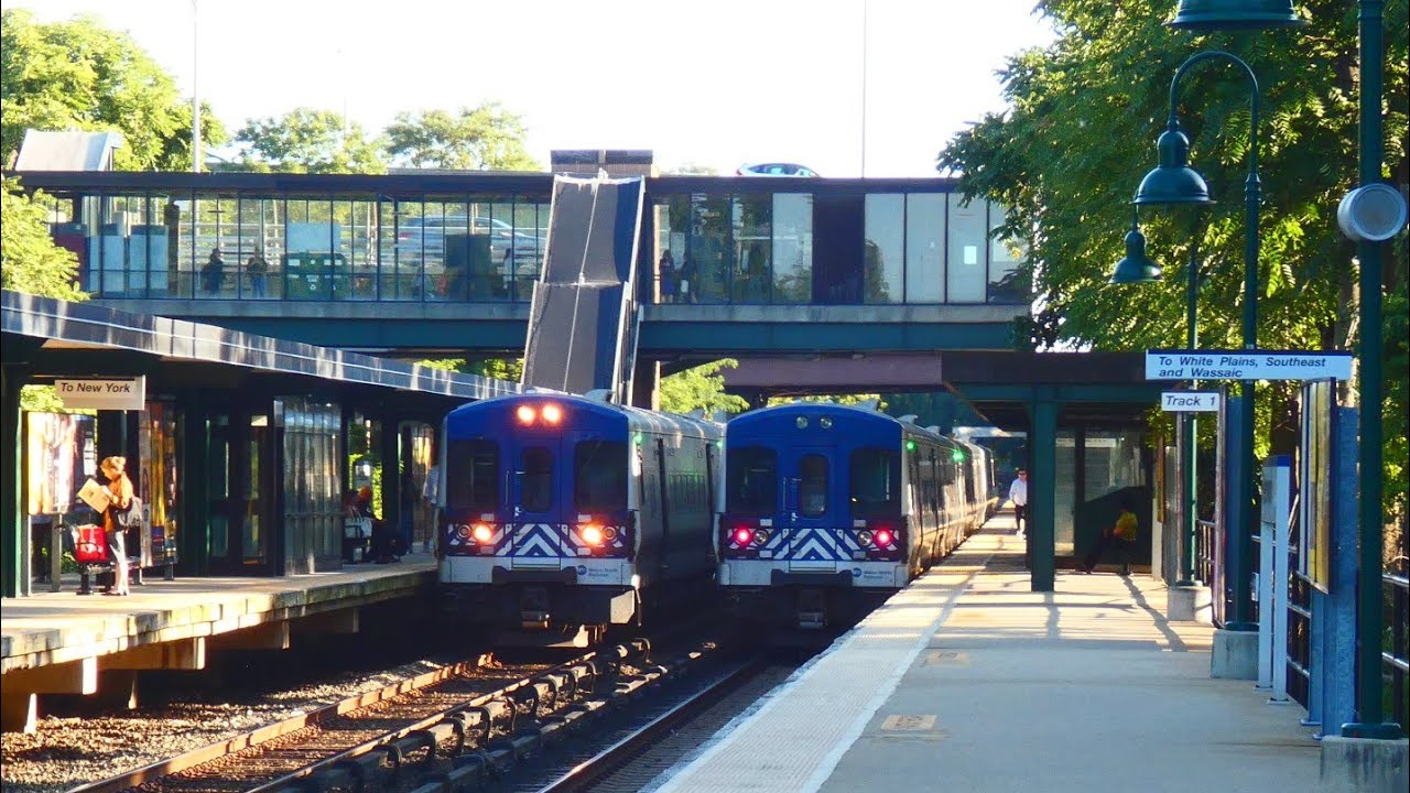 Metro-North Railroad: M3A, M7A & P32AC-DM Harlem Trains @ Fleetwood (AM ...