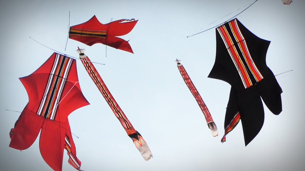 MERTASARI HARI INI, RAMAI LAYANGAN MENGUDARA - YouTube