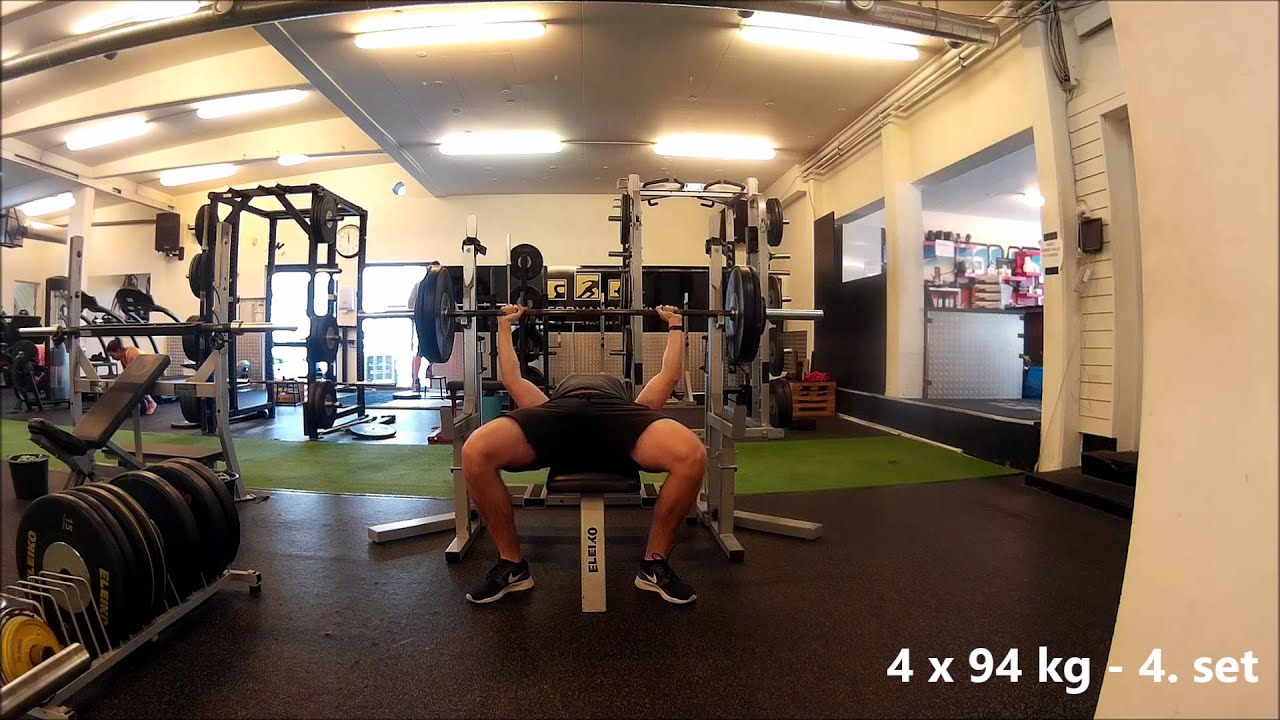 Overkrop - bænk, military & dips - YouTube