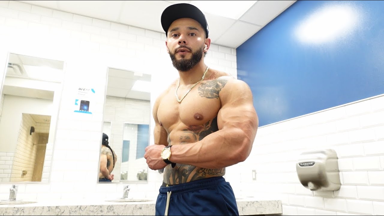 POSING WITH THE GOAT, OMAR VENTURA! BULK UPDATE 🦍 - YouTube
