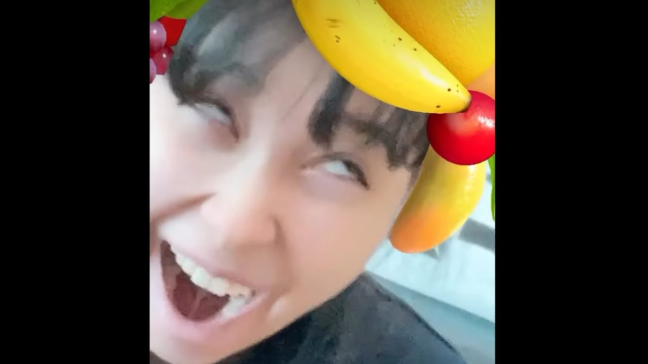 Audrey makes a SONG Live with Guitar and Bass! ギターとベースで作曲タイム！ライブ配信 ...