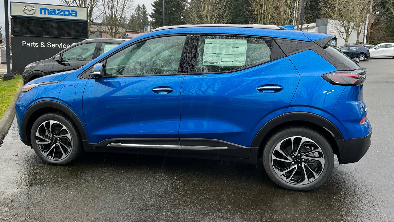 2022 Bright Blue Metallic Chevrolet Bolt EUV - YouTube