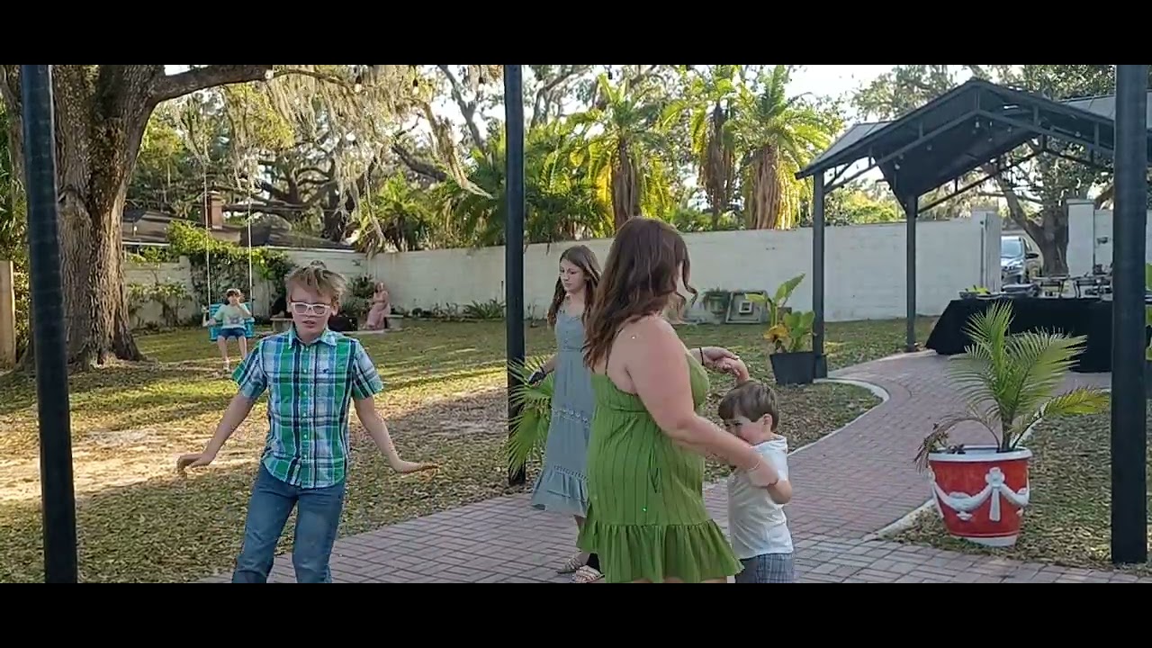 Tierman House Dancing 4.0 - YouTube