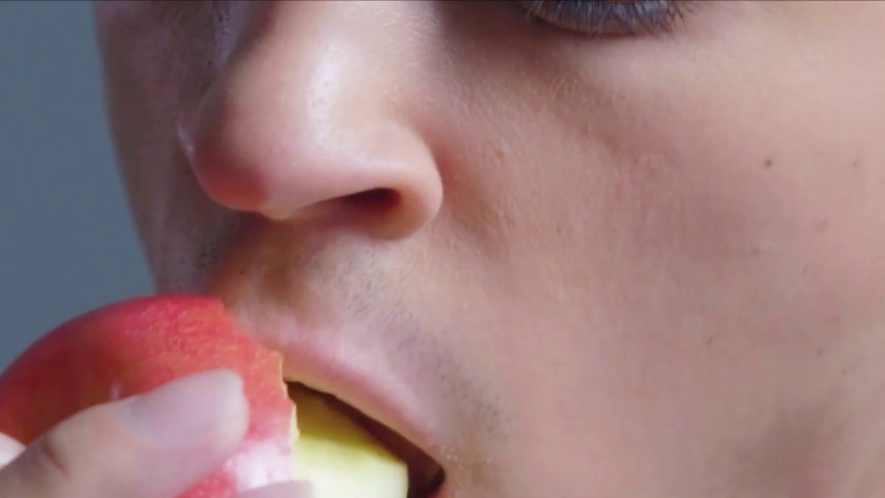Get Your Chomp On! With SnapDragon Apples - ASMR Crunch Video - YouTube